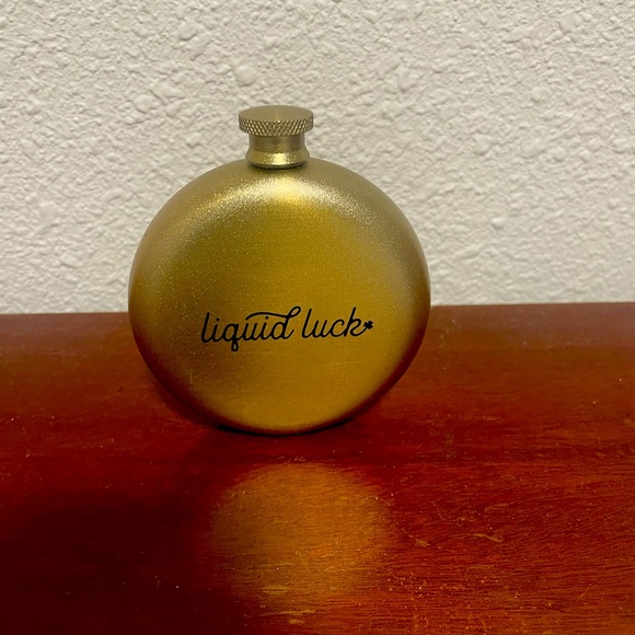 Icing | Other | Flask | Poshmark